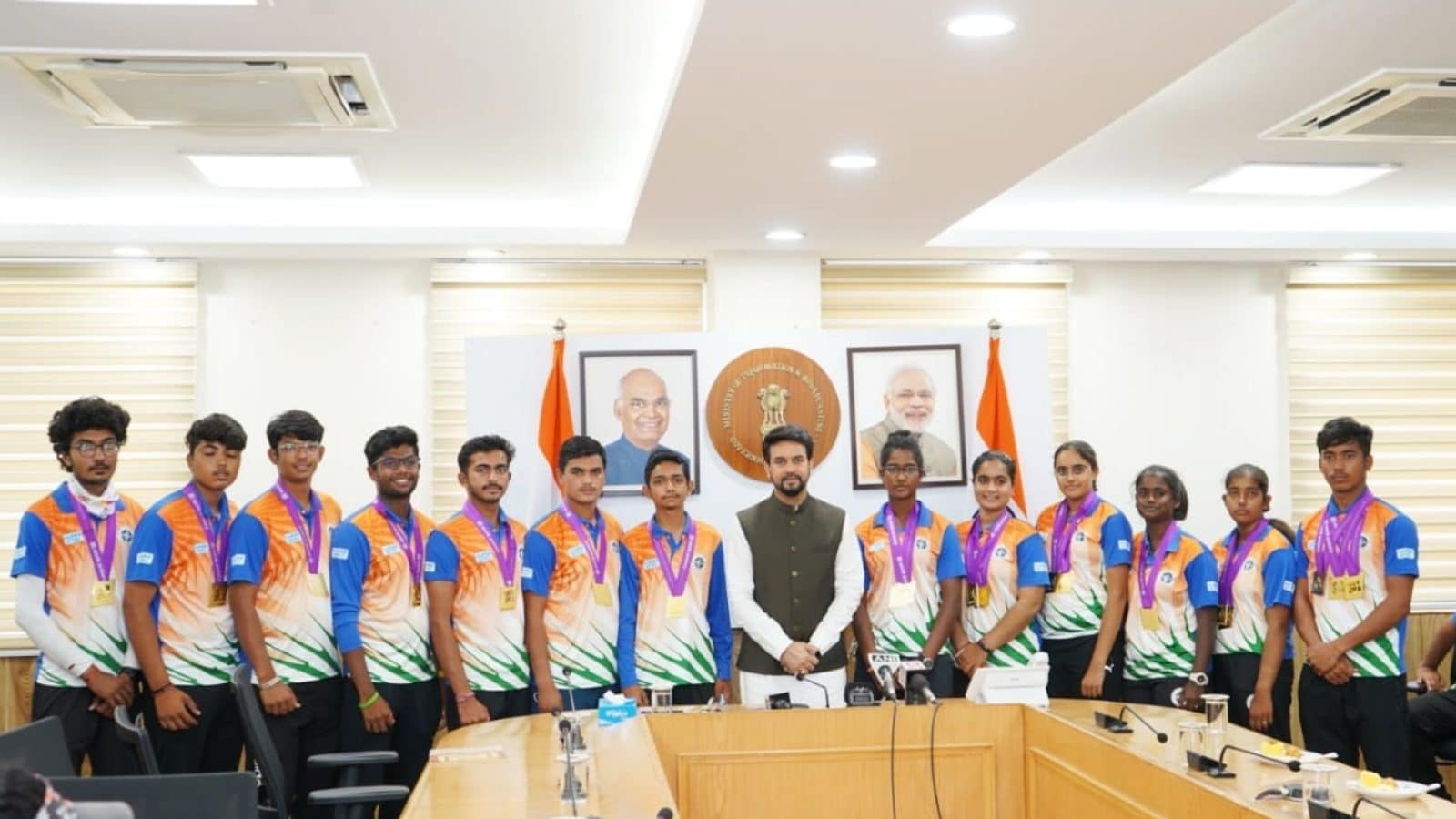 Sports Minister Anurag Thakur Meets, Congratulates World Youth Archery ... Sports Minister Anurag Thakur Meets, Congratulates World Youth Archery ...
