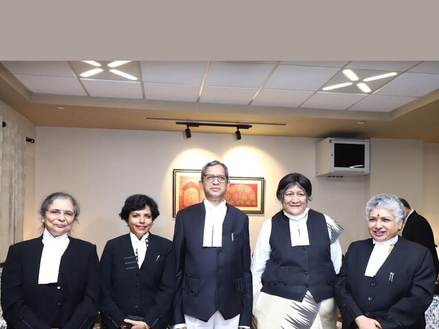Cji Ramana Poses For A Photo With 4 Women Judges After Oath Ceremony At