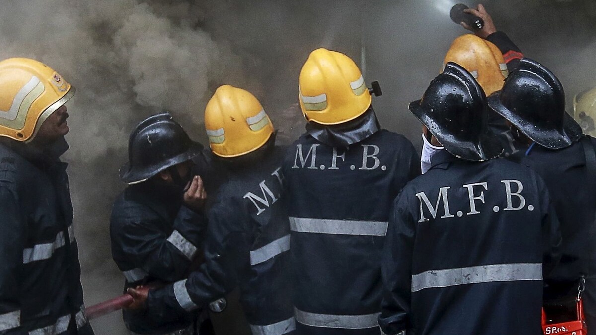 Independence Day: 8 Firemen from Maharashtra Chosen for Gallantry ...