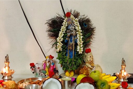 Janmashtami 2021: Here’s How to Celebrate Krishna Janmashtami Amid ...