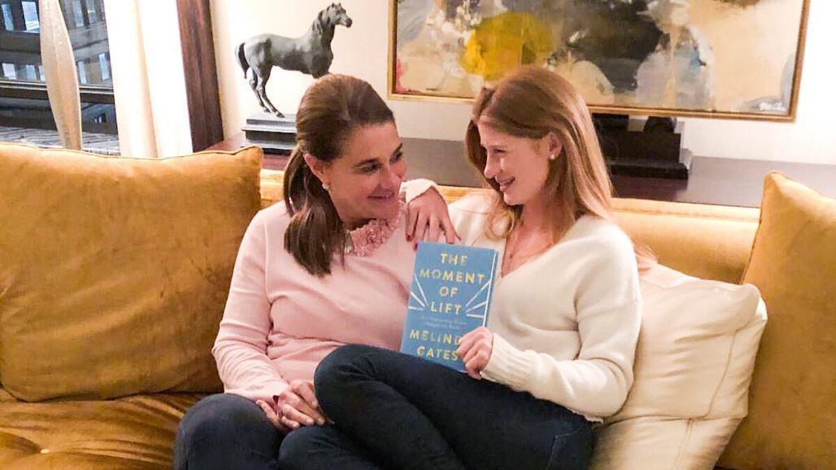 Jennifer Gates Shares Adorable Post For Mom Melindas Birthday News18