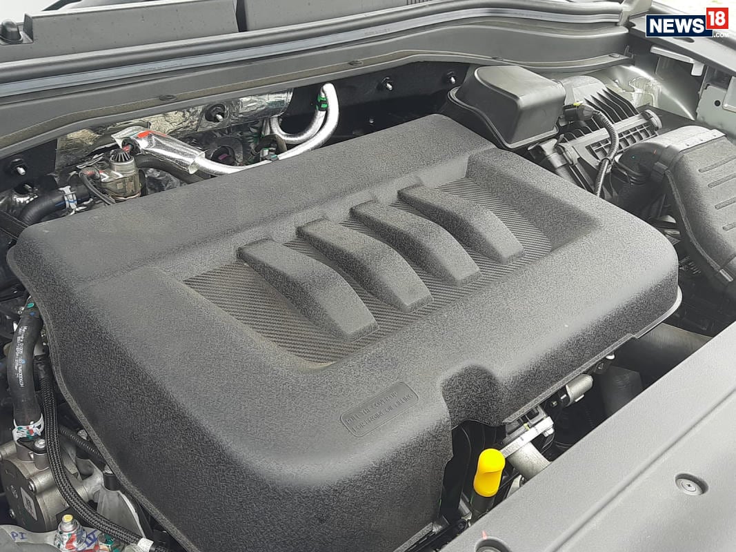 In Pics: Mahindra XUV700 SUV: Detailed Image Gallery of Design ...