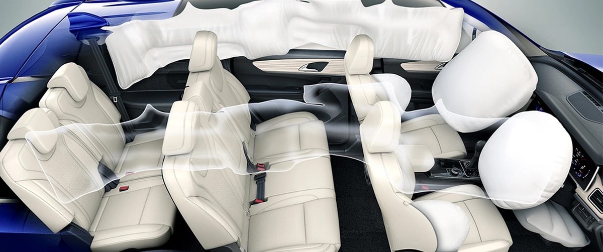 In Pics: Mahindra XUV700 Unveiled, See Design, Features, Interiors and ...