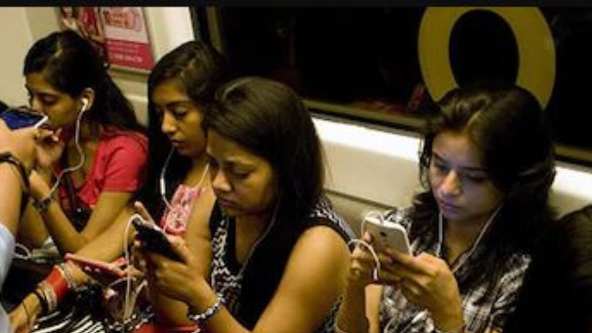 Digital Discrimination against Women in India is Real. Here's How It ...