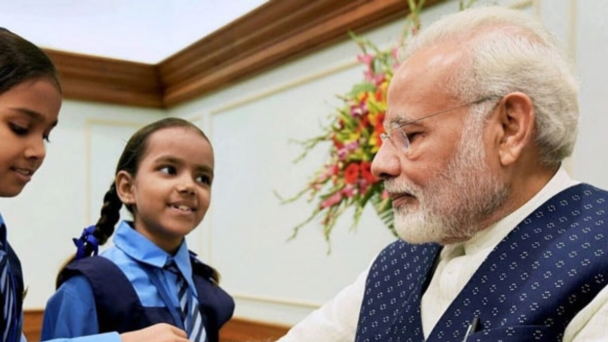 'Resham ki Dori': Bihar Self-help Group Sends Mulberry Silk Rakhi to PM ...