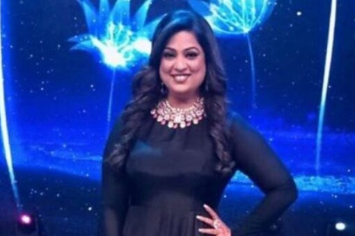 Happy Birthday Richa Sharma: Five Popular Songs of the Singer - News18