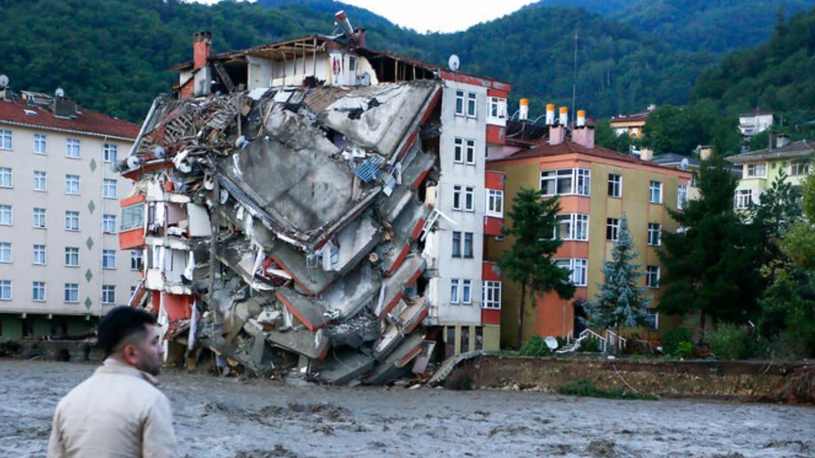 Death Toll Rises to 77 From Turkey Floods, 47 Reported Missing