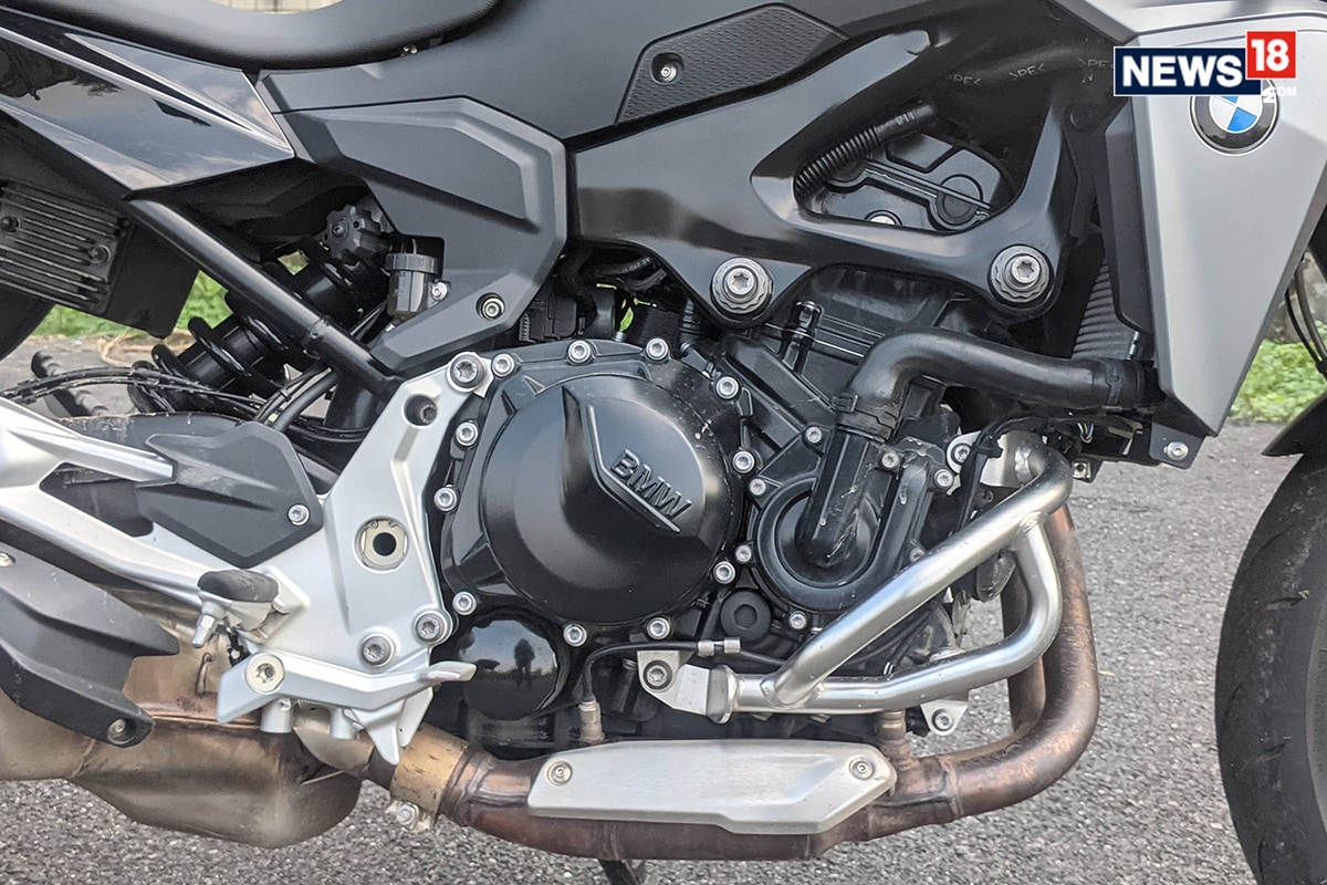 In Pics: 2021 BMW F 900 R First Ride, See Design, Features and More in ...