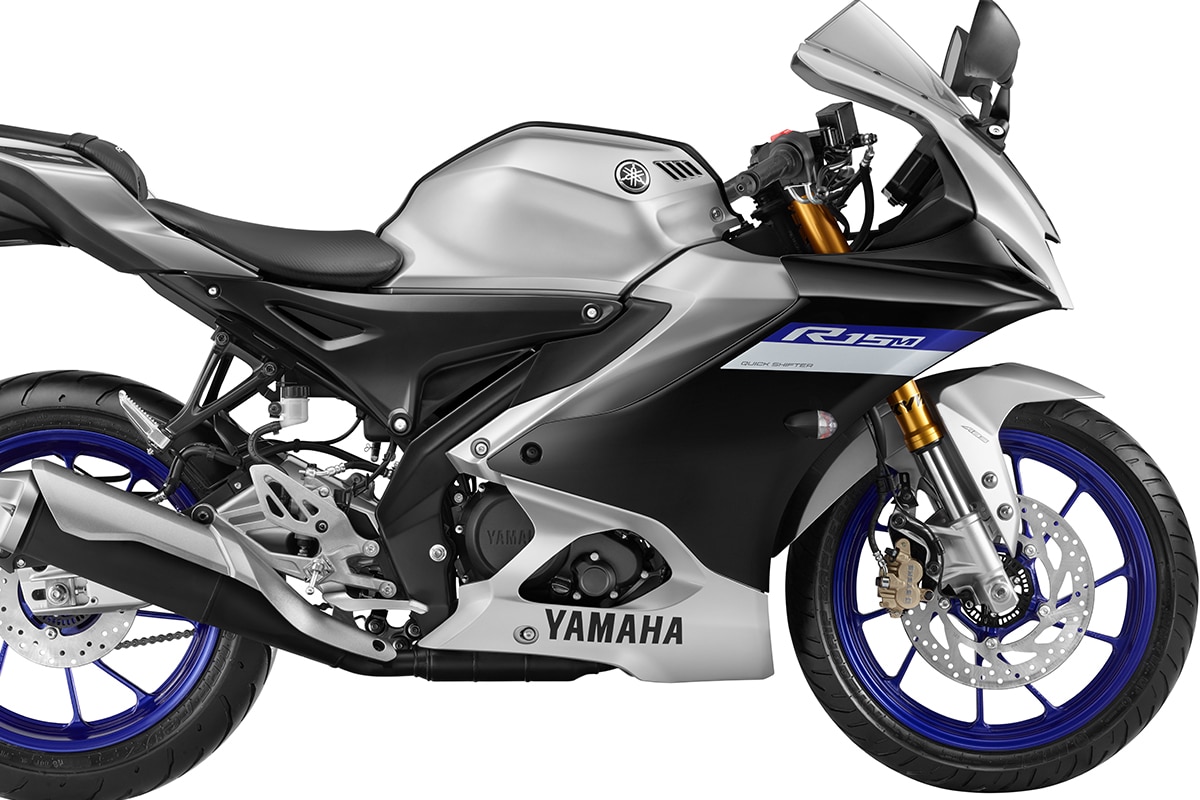 In Pics: 2021 Yamaha YZF-R15 V4 Launched, See Design, Features and More ...