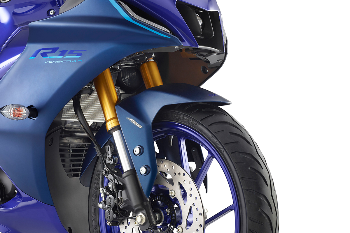 In Pics: 2021 Yamaha YZF-R15 V4 Launched, See Design, Features and More ...