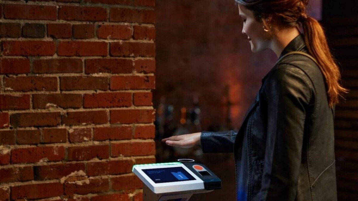 Amazon Is Expanding Its 'One' Palm-Scanning Tech to Sports and Music ...