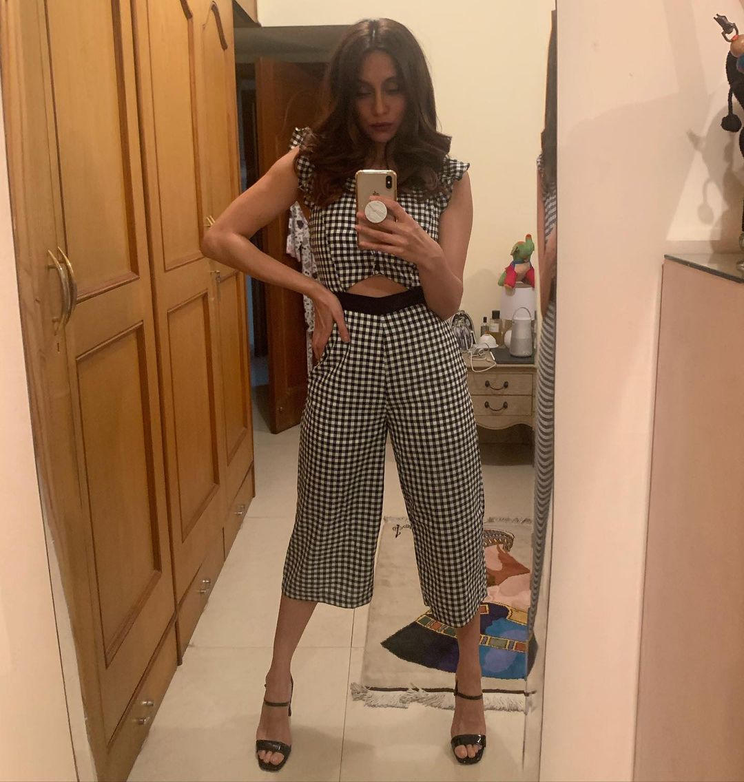 Anusha Dandekar's Sultry Pictures On Instagram Soars Temperature, Check ...