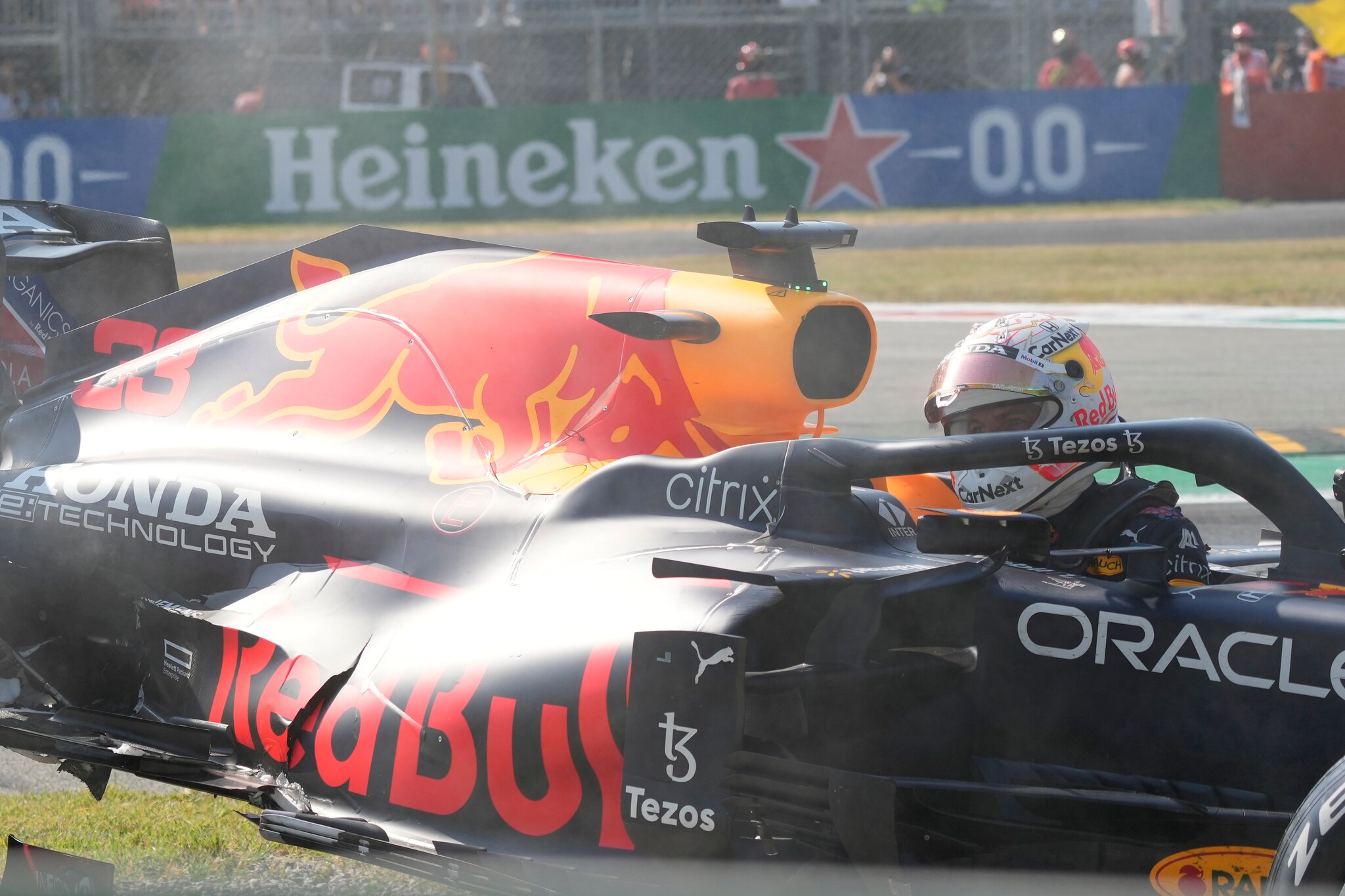 In Pics | Italian GP Results: Daniel Ricciardo Wins as Lewis Hamilton ...