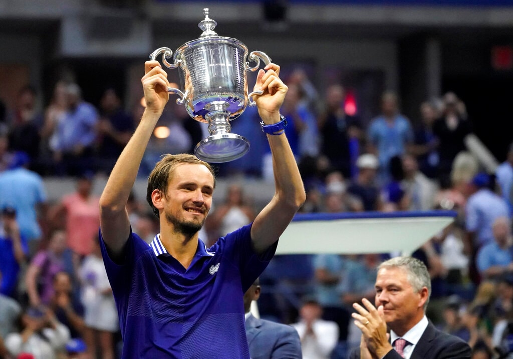 US Open 2021: Daniil Medvedev Beats Novak Djokovic to Win Maiden Grand ...