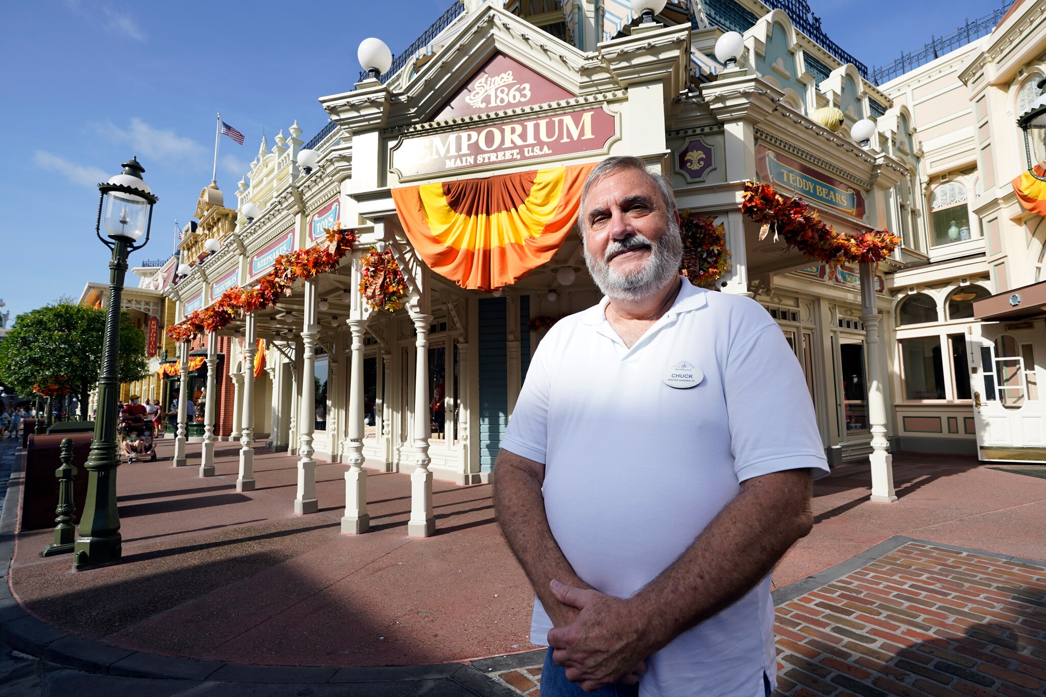 In Photos: As Disney World Marks 50 Years, These Workers Never Left the ...