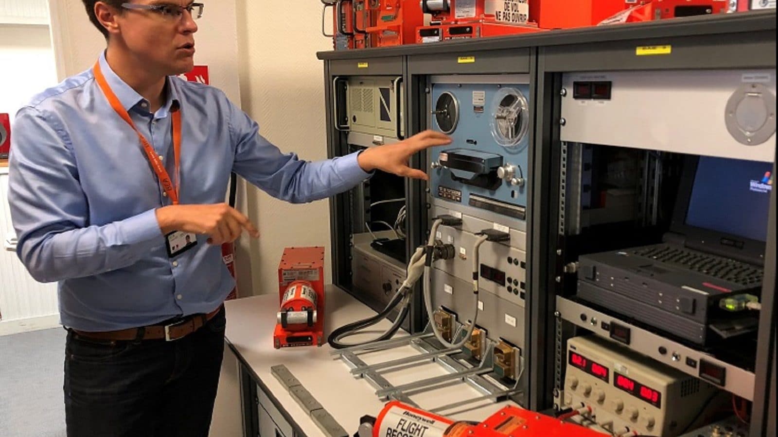 Airplane Black Box: The Device That Decodes Reason Behind a Plane Crash ...