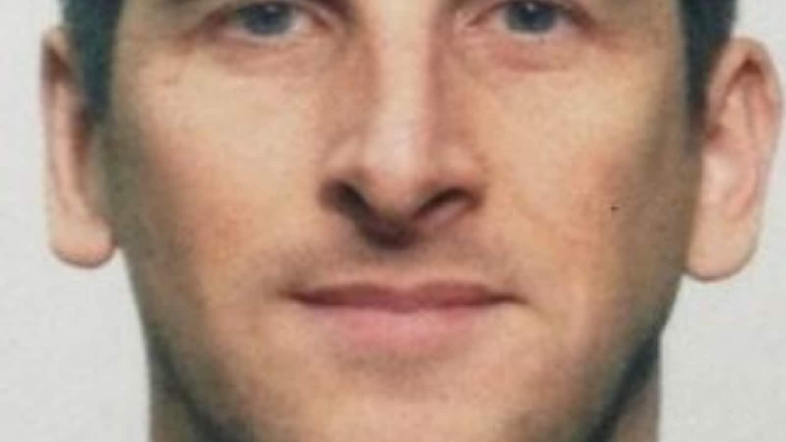 'This Job, Man': BBC Correspondent Assumes Connection Lost, Gaffe ...