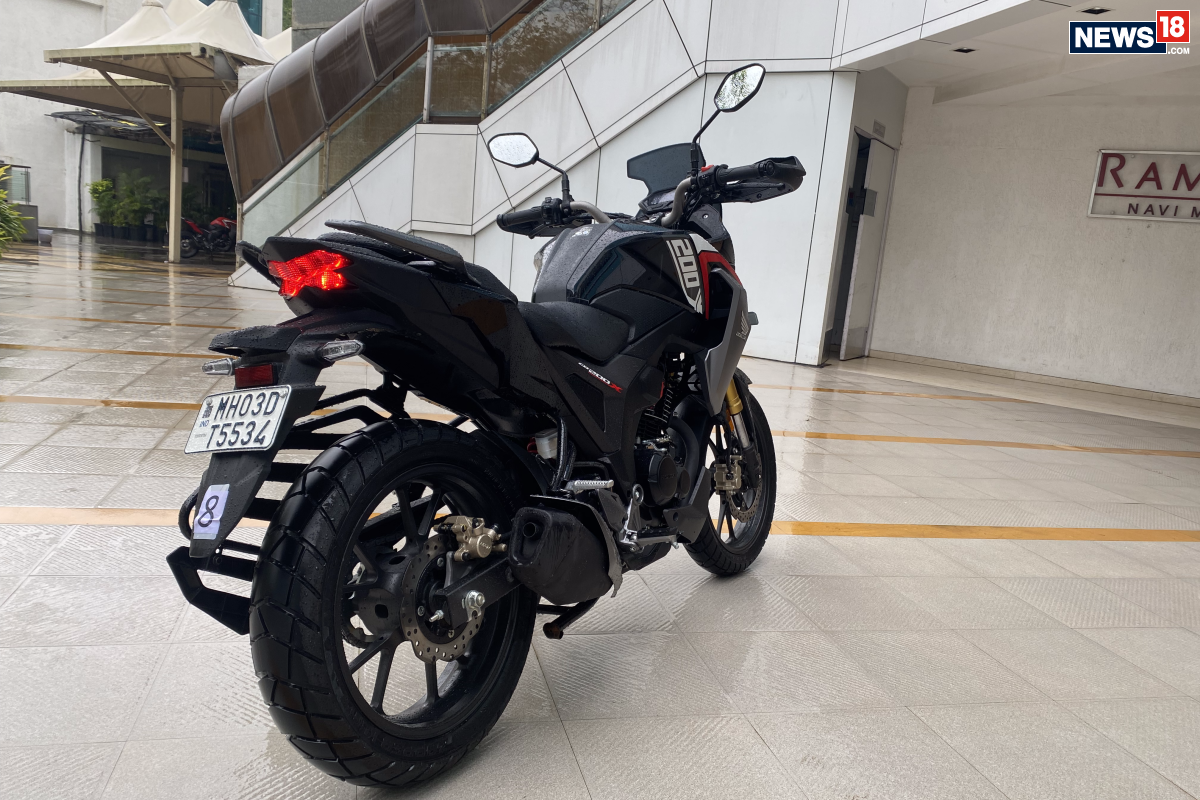 In Pics: Honda CB200X - Detailed Image Gallery of Design, Features and ...