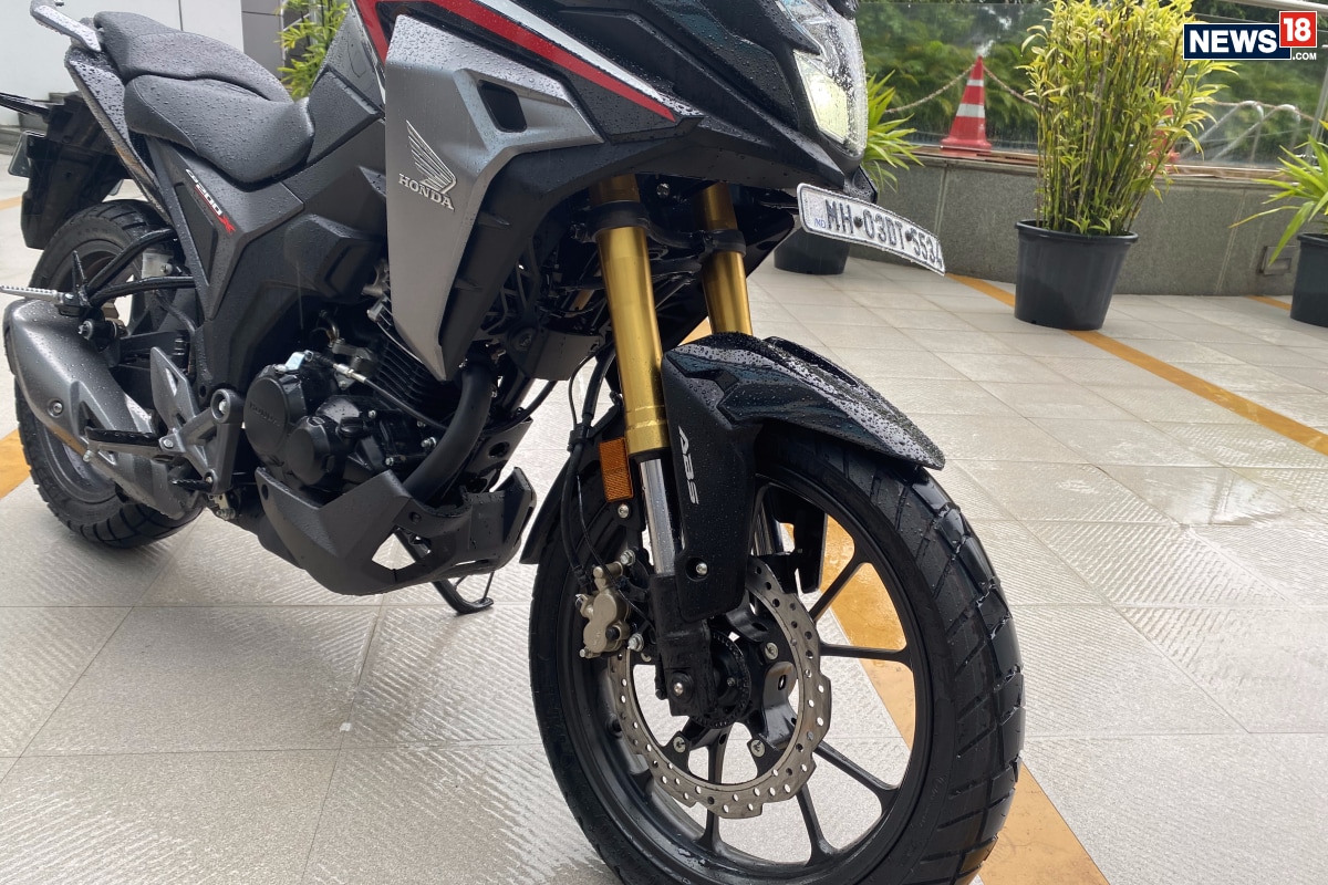 In Pics: Honda CB200X - Detailed Image Gallery of Design, Features and ...