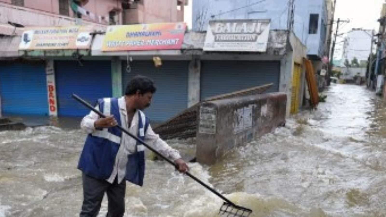 Hyderabad Techie Drowns After Falling Into Drain Amid Storm, Body Found ... Hyderabad Techie Drowns After Falling Into Drain Amid Storm, Body Found ...