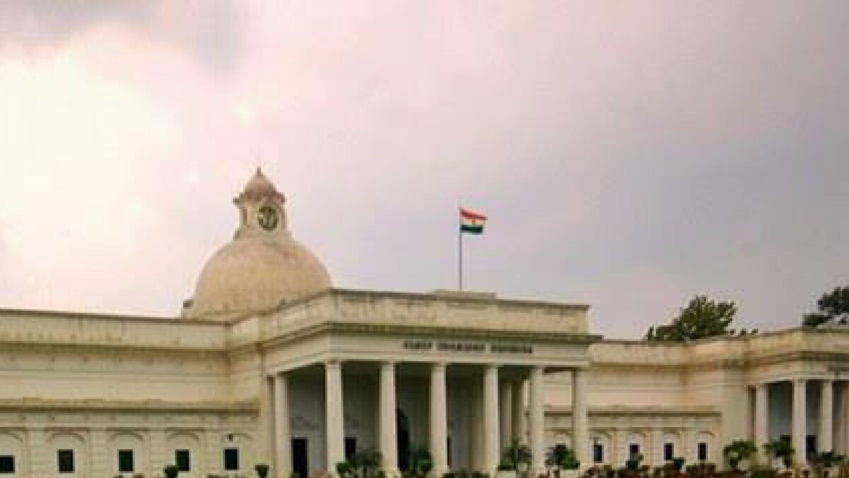 IIT Roorkee Launches Online PG Certificates in Data Science, AI, and ...