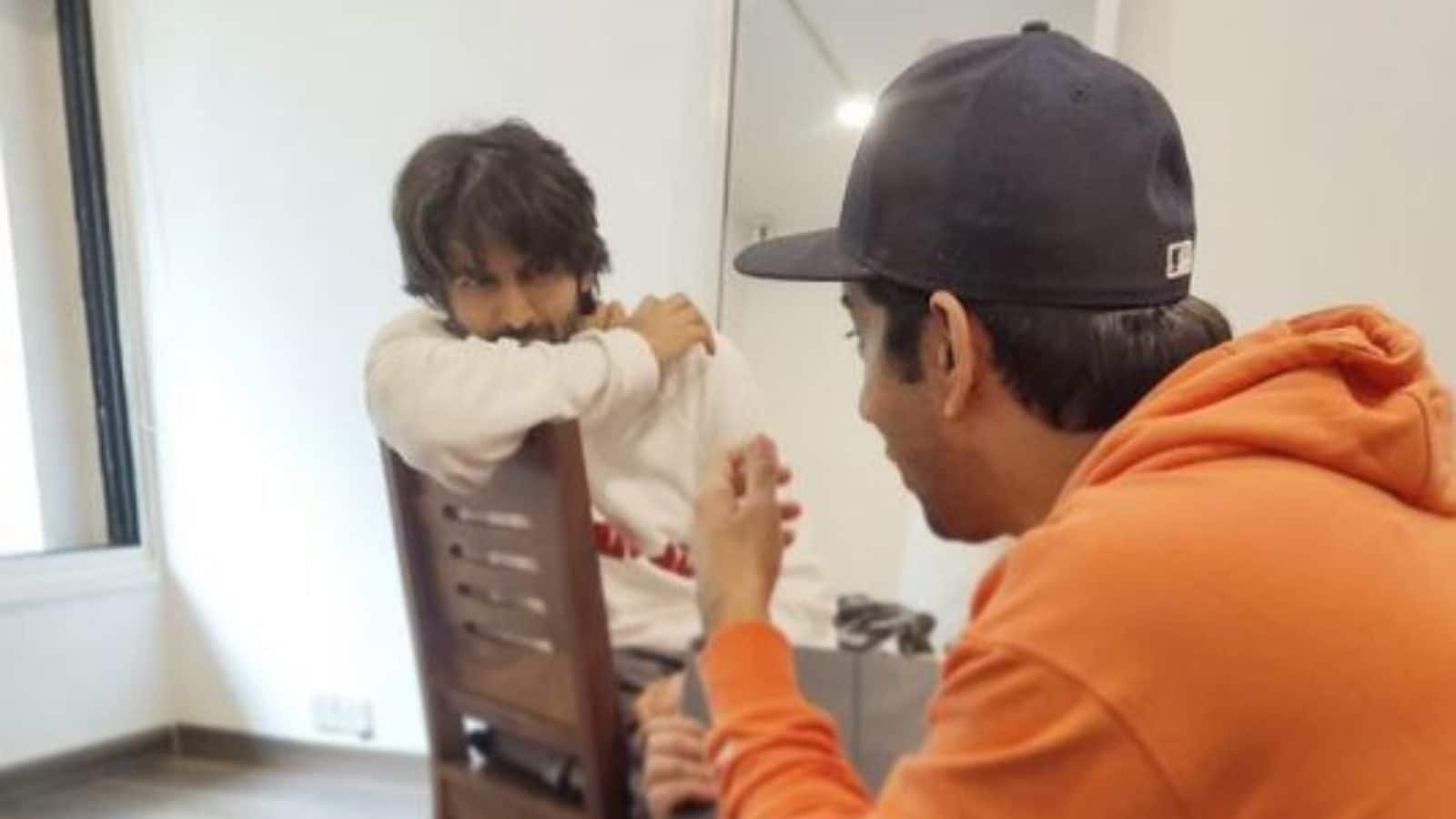 Kartik Aaryan Shares Cryptic Post With Director Rohit Dhawan; Is ... Kartik Aaryan Shares Cryptic Post With Director Rohit Dhawan; Is ...