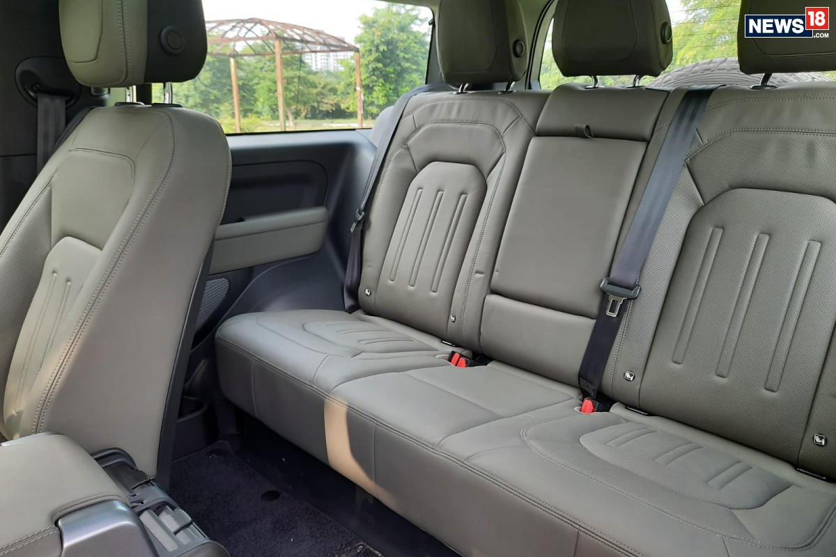 In Pics: 2021 Land Rover Defender 90 - Closer Look at Design, Features ...