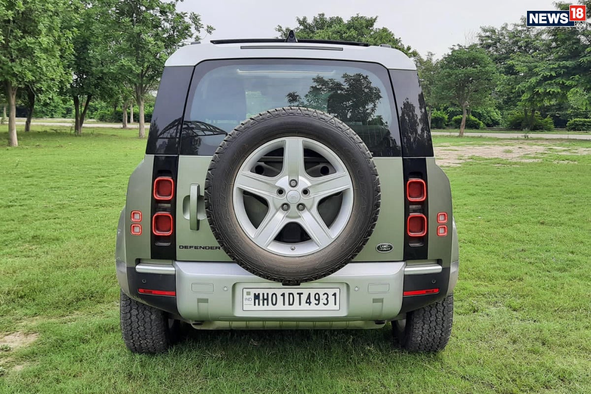 In Pics: 2021 Land Rover Defender 90 - Closer Look at Design, Features ...