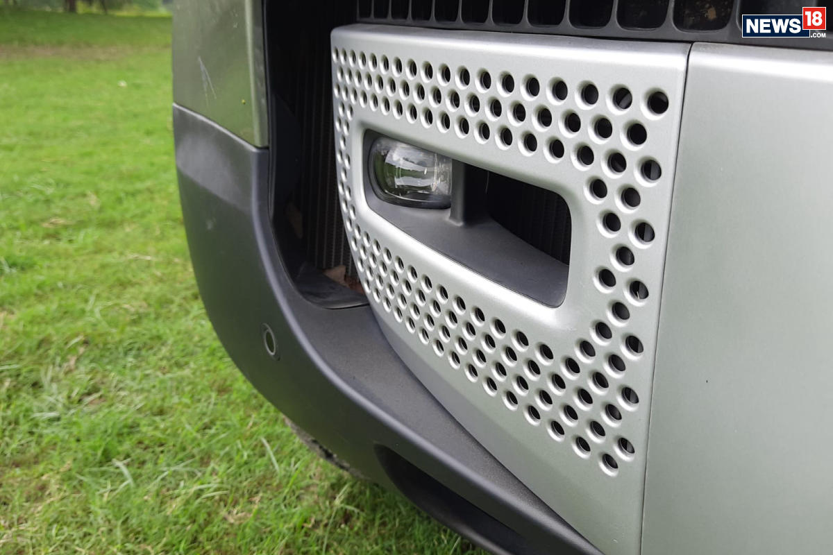 In Pics: 2021 Land Rover Defender 90 - Closer Look at Design, Features ...