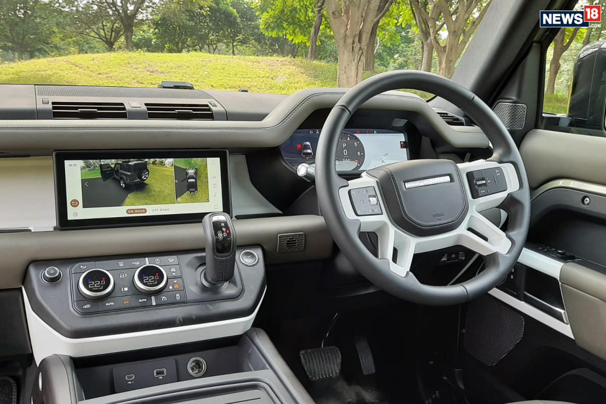 In Pics: 2021 Land Rover Defender 90 - Closer Look at Design, Features ...
