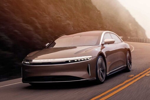 Lucid Air Dream Edition Becomes 1st Electric Car to Clock 836 Km Range ...