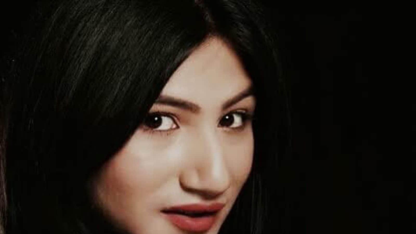 'FIR' Fame Mahika Sharma to Participate in Bigg Boss 15? Here Is What ...