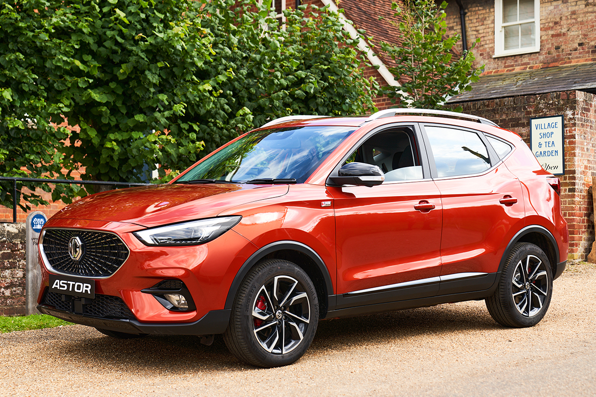 In Pics: MG Astor SUV Unveiled, See Design, Features and More in Detail ...