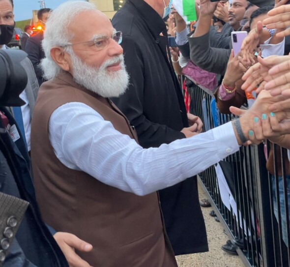 Narendra Modi in America: PM Arrives in US for 3-day Trip Amid Loud ...