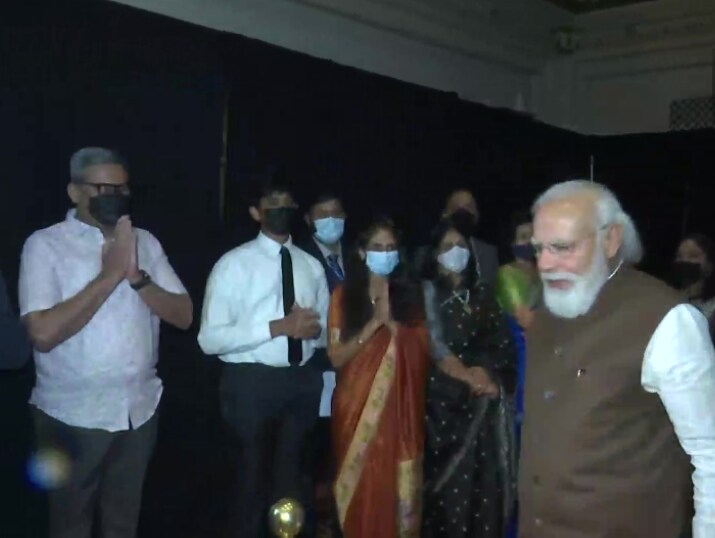 Narendra Modi in America: PM Arrives in US for 3-day Trip Amid Loud ...