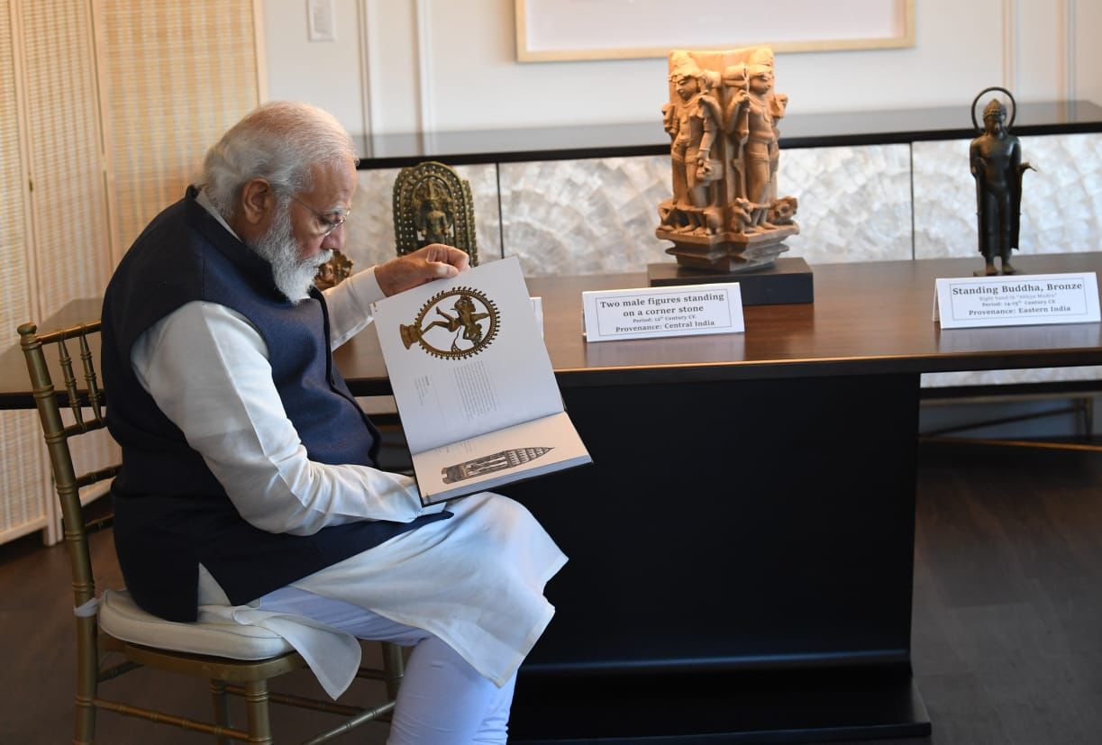 PM Modi To Bring Back 157 Stolen Indian Artefacts Returned By US Govt ...