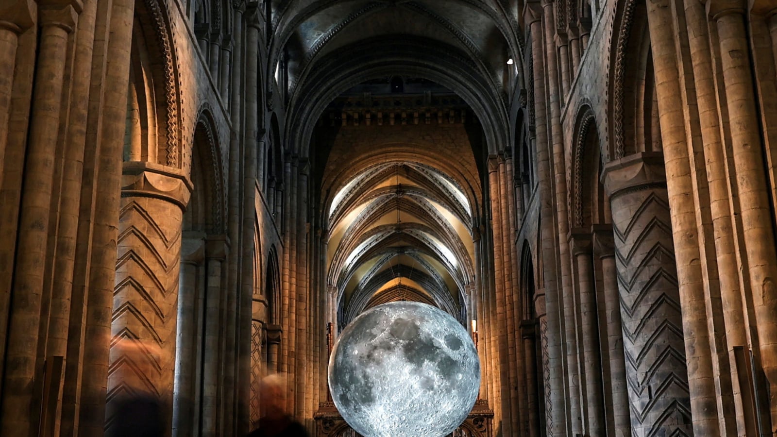 In Photos: Met Gala Dresses to 'Museum of Moon', a Look at This Week's ...