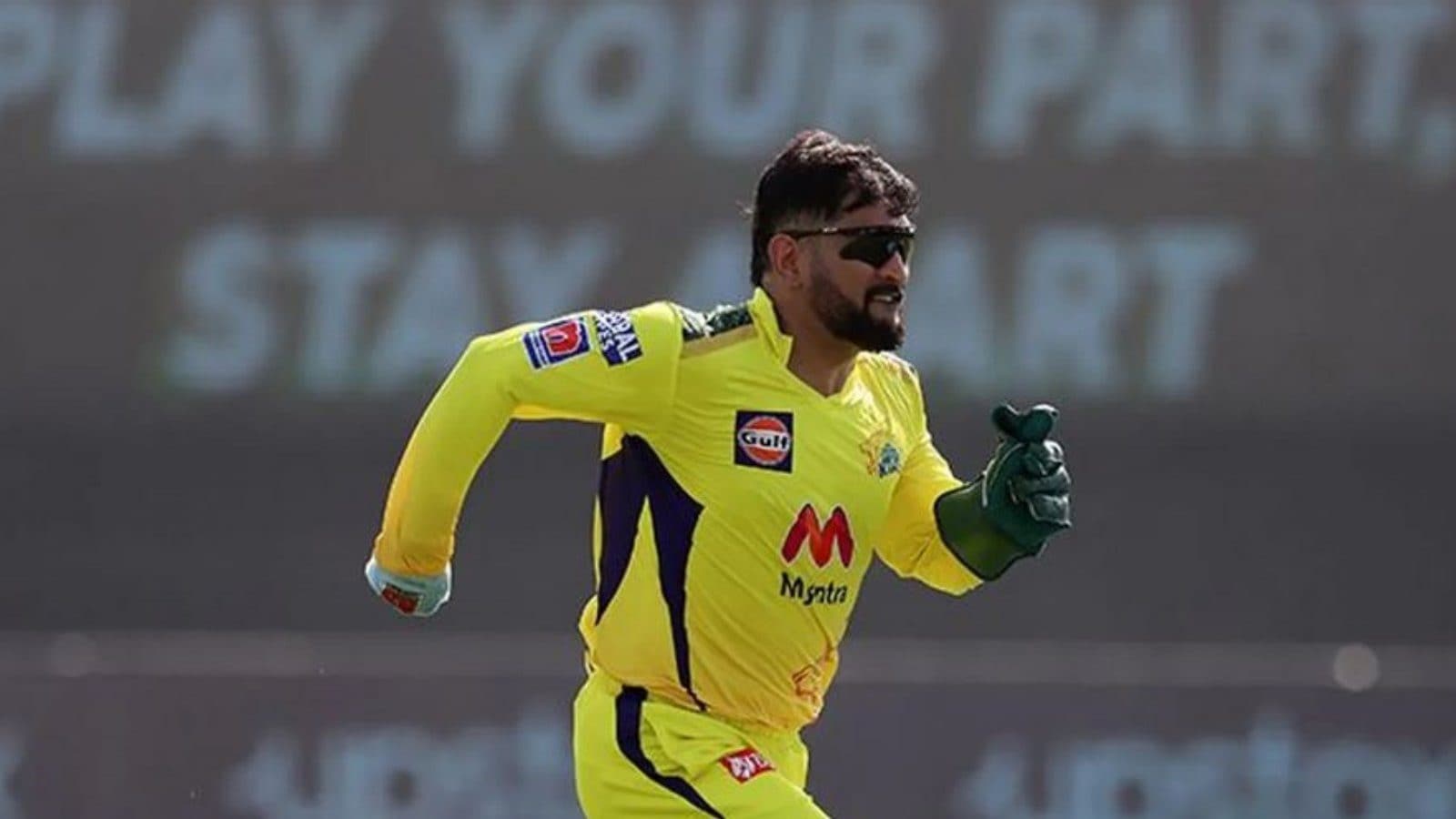 IPL 2021: MS Dhoni Completes 100 Catches for Chennai Super Kings | News ...