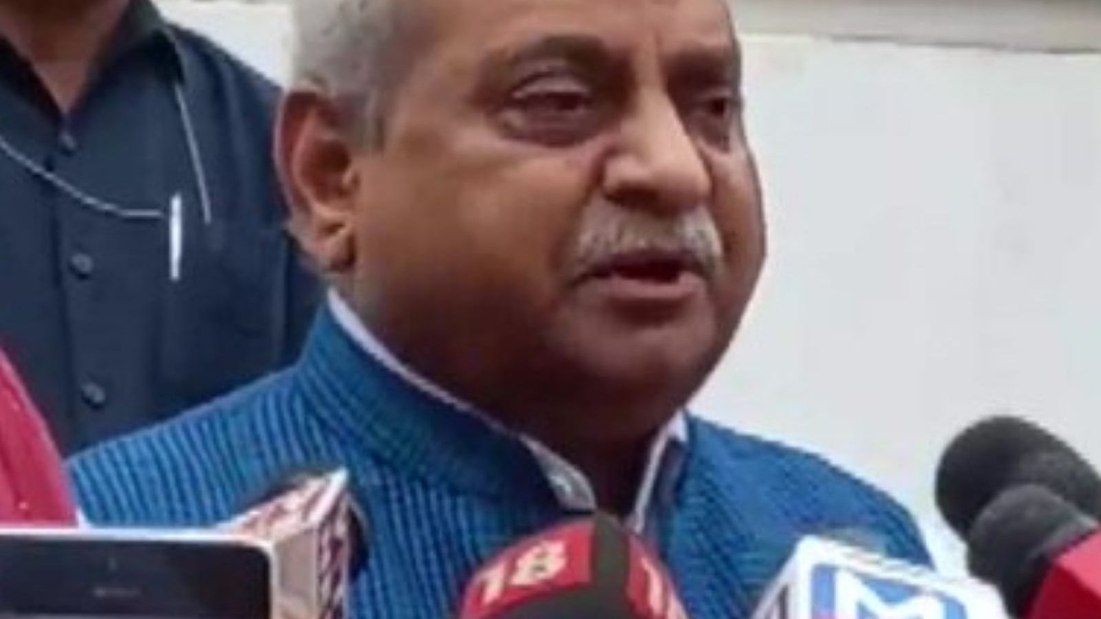 'A Chief Minister Should be Someone Who Is...' Frontrunner for Rupani ...