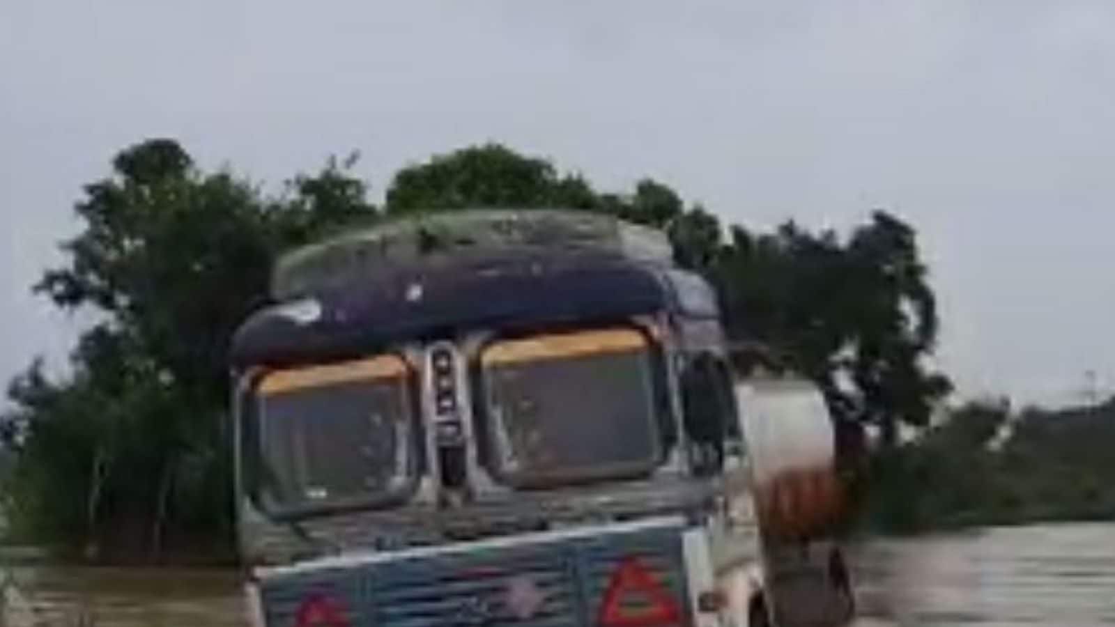 Odisha Floods: Jalaka, Subarnarekha Water Level Cross Danger Mark in ...