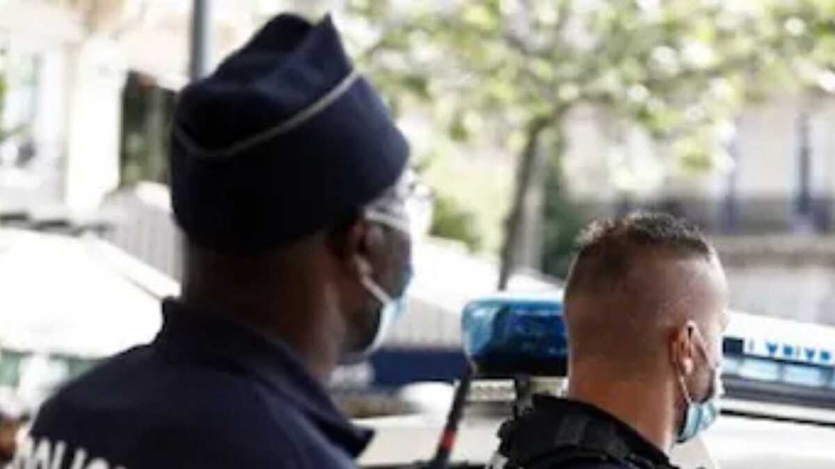 Paris Attacks Trial Disrupted After Main Defendant Defies Judge - News18