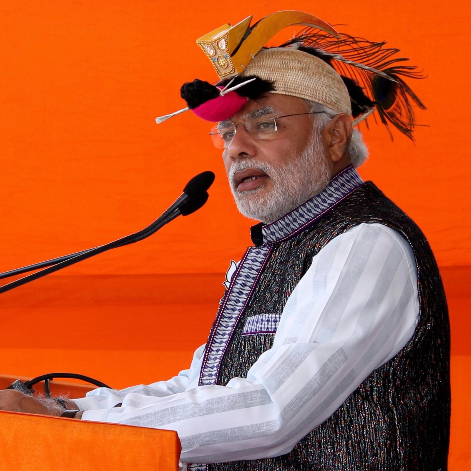 Peacock Hat to Colourful Pagdis: The Many Headgears of PM Narendra Modi ...