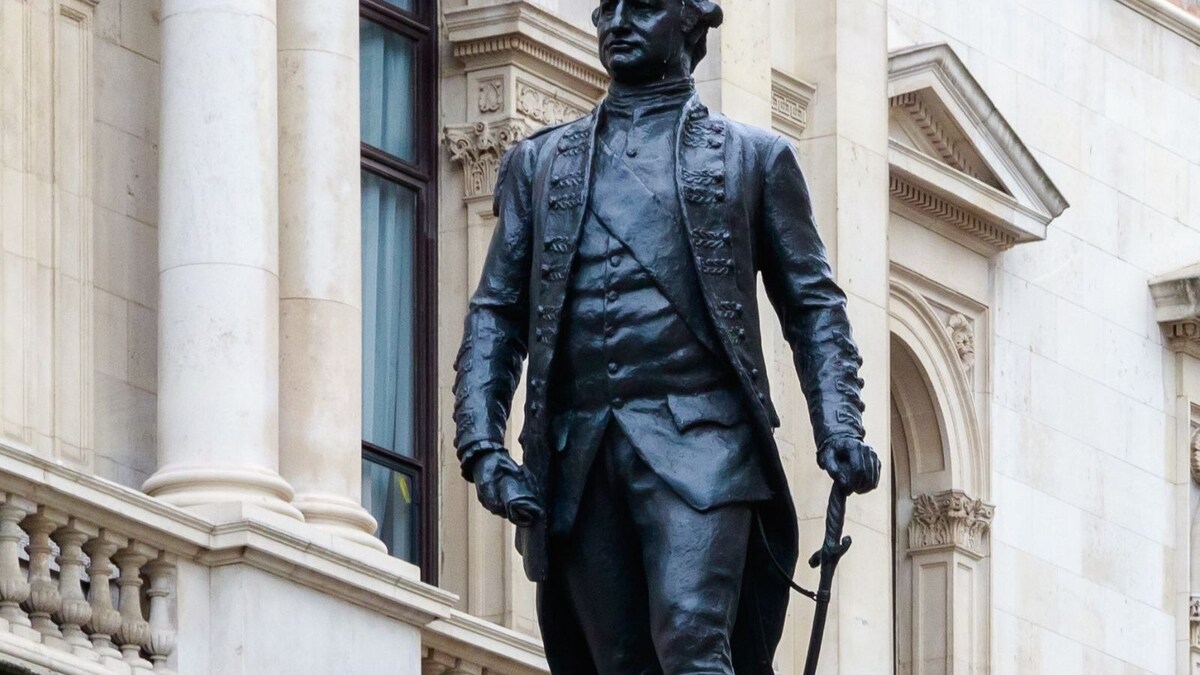 How Robert Clive's Loot From Bengal Made Him Richest 'Self-made Man' in ...