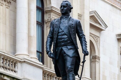 How Robert Clive's Loot From Bengal Made Him Richest 'Self-made Man' in ...