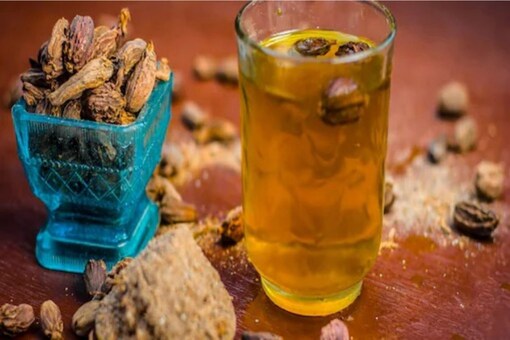 Here Are Some Little-known Health Benefits of Cardamom Water - News18