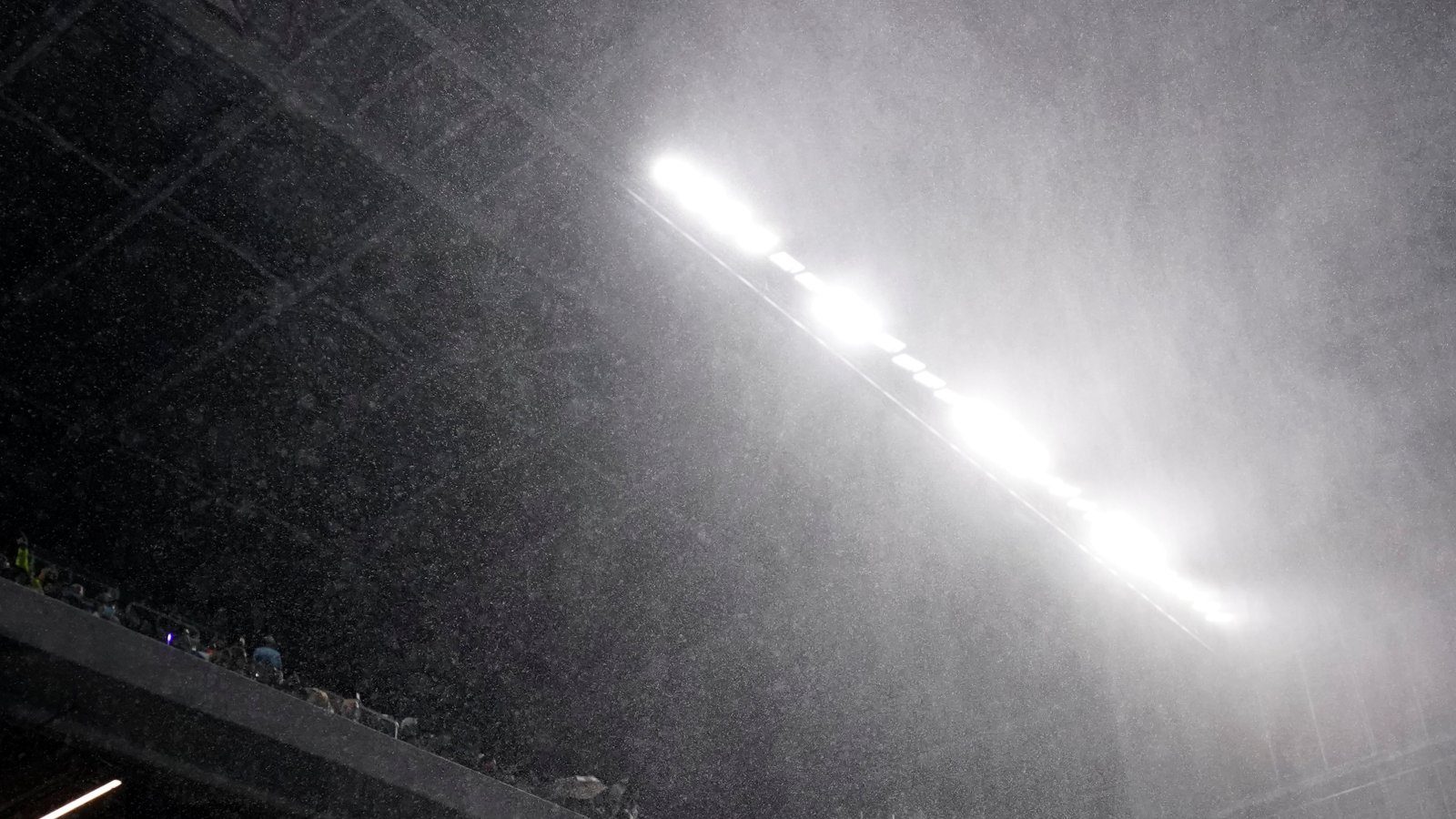 Wind-blown Rain Halts US Open Match Under Armstrong Roof | Sports News ...