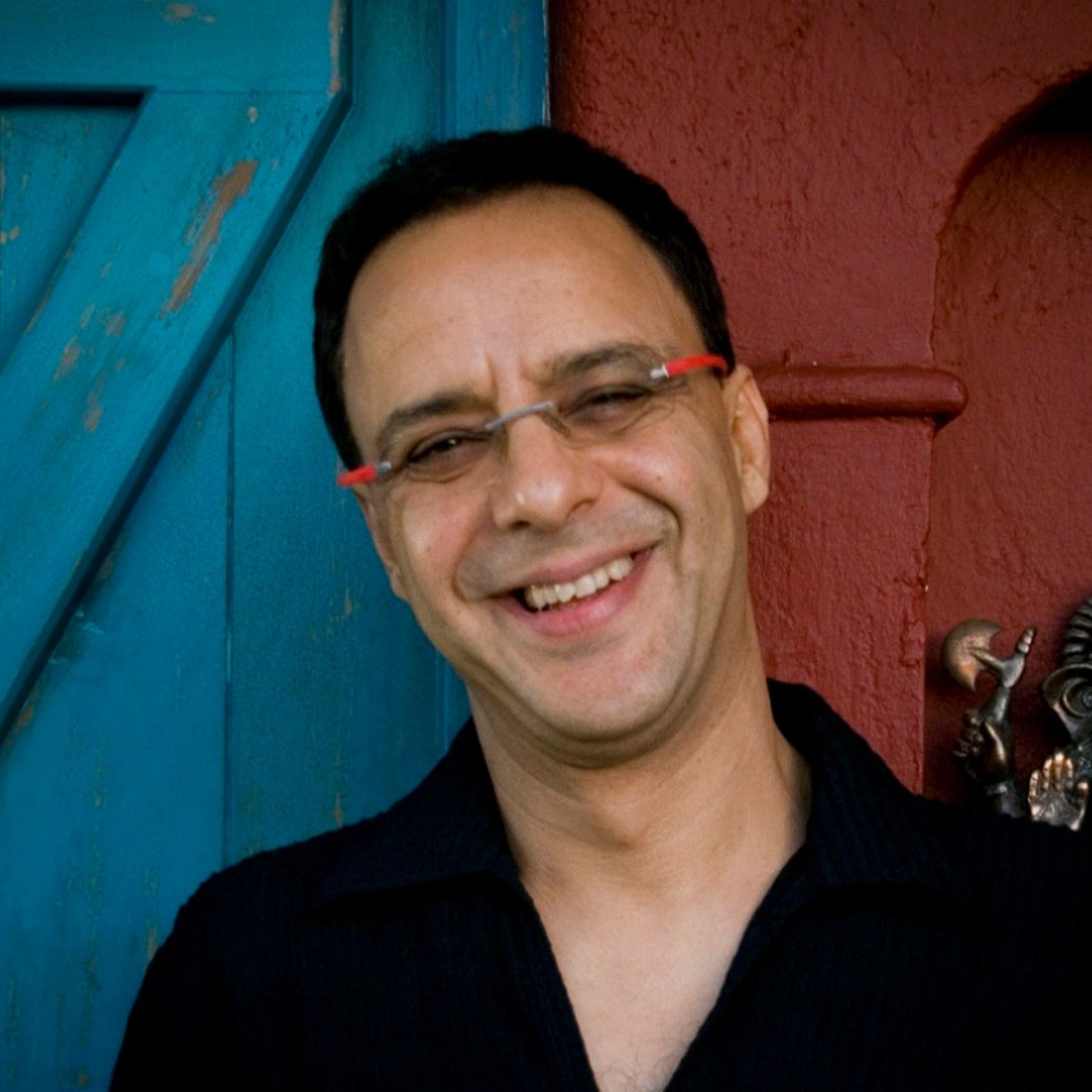 Altaaf Khan's Instagram, Twitter & Facebook on IDCrawl