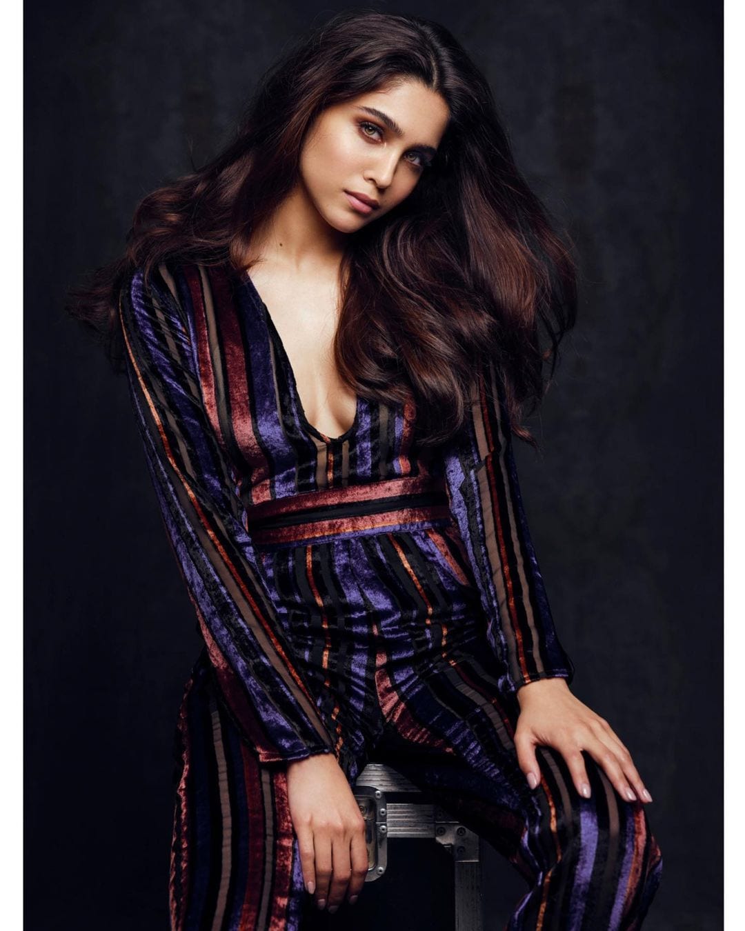 Sharvari Wagh Looks Sexy As She Flaunts Her Curves In Bodycon Dress ...