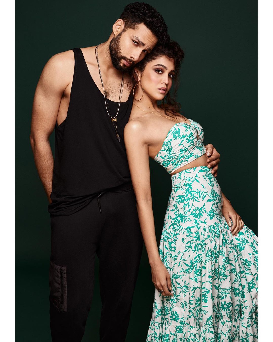 Sharvari Wagh Looks Sexy In Bodycon Top, Channels It With Co-Star ...