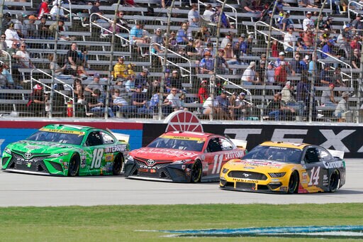 Larson Wins At Texas For 1st Spot In NASCAR's Championship 4
